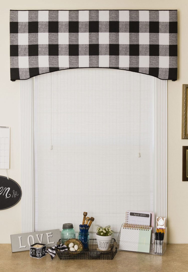 25 Amazing DIY Curtains Anyone Can Make 25 Amazing DIY Curtains Anyone Can Make