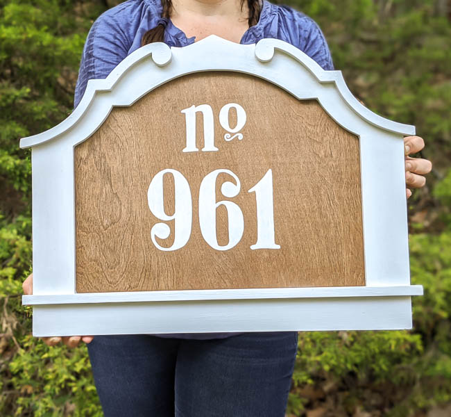 How to make a charming DIY house number sign
