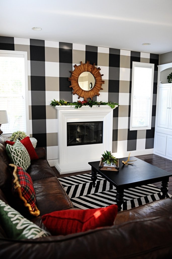31 DIY Buffalo Plaid Christmas Decorating Ideas