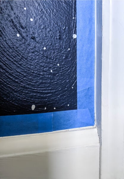 How to get perfect paint lines with painter's tape - Lovely Etc.