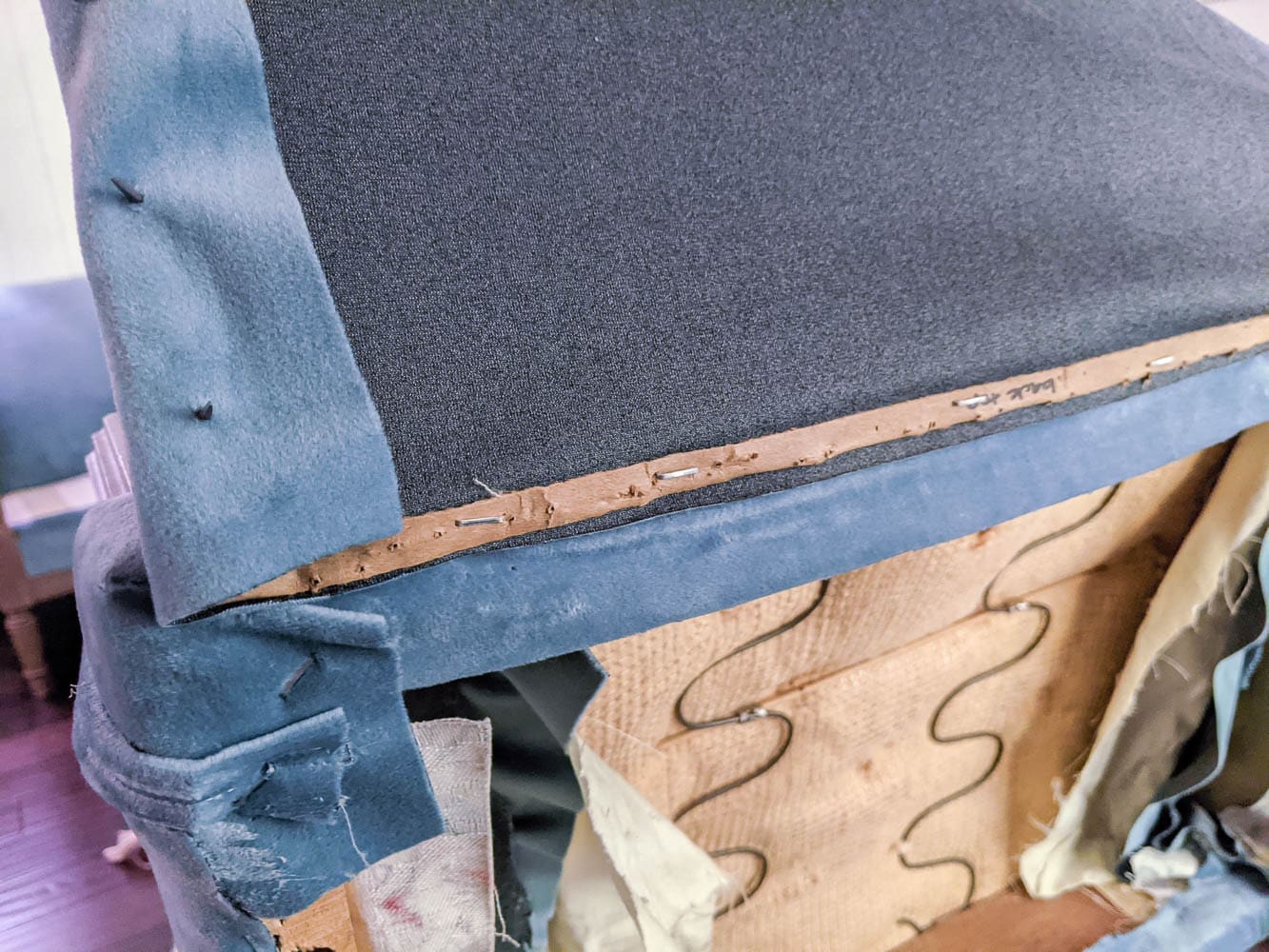 How to Reupholster Chairs: A Simple Step-by-step Guide