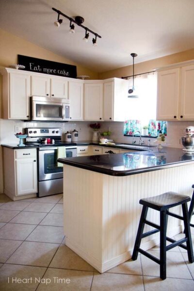 30 Painted Kitchen Cabinet Ideas in A Variety of Beautiful Colors ...