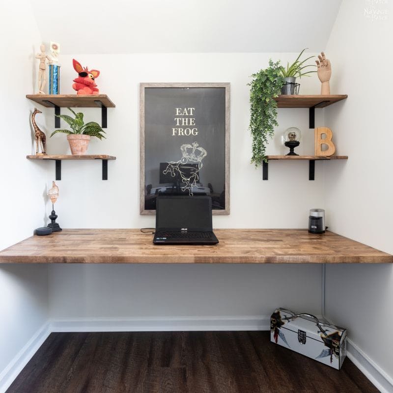 23 Clever DIY Desk Ideas To Upgrade Your Workspace