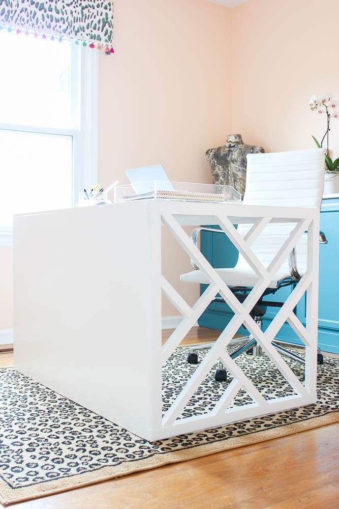 23 Clever DIY Desk Ideas To Upgrade Your Workspace