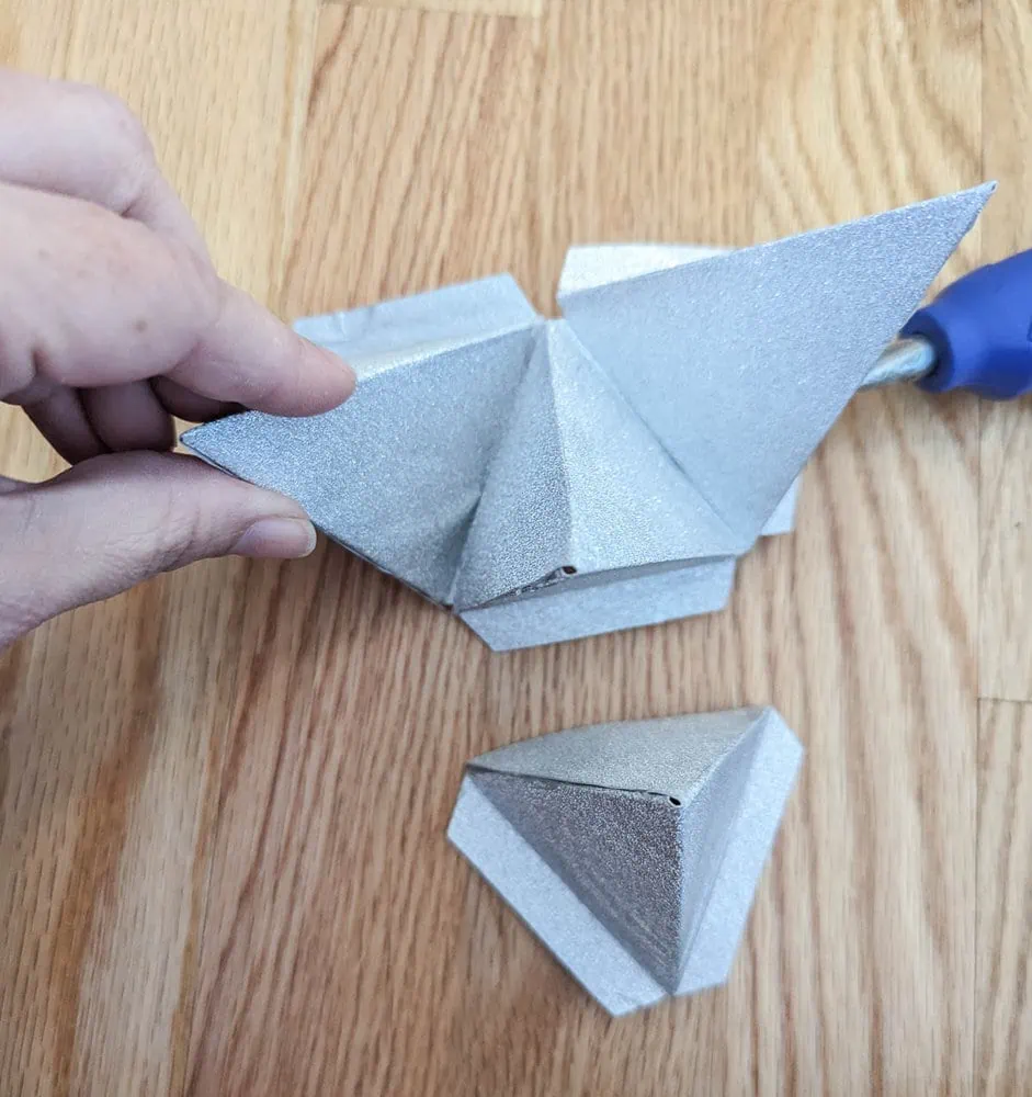 How to Make an Easy DIY Christmas Tree Star