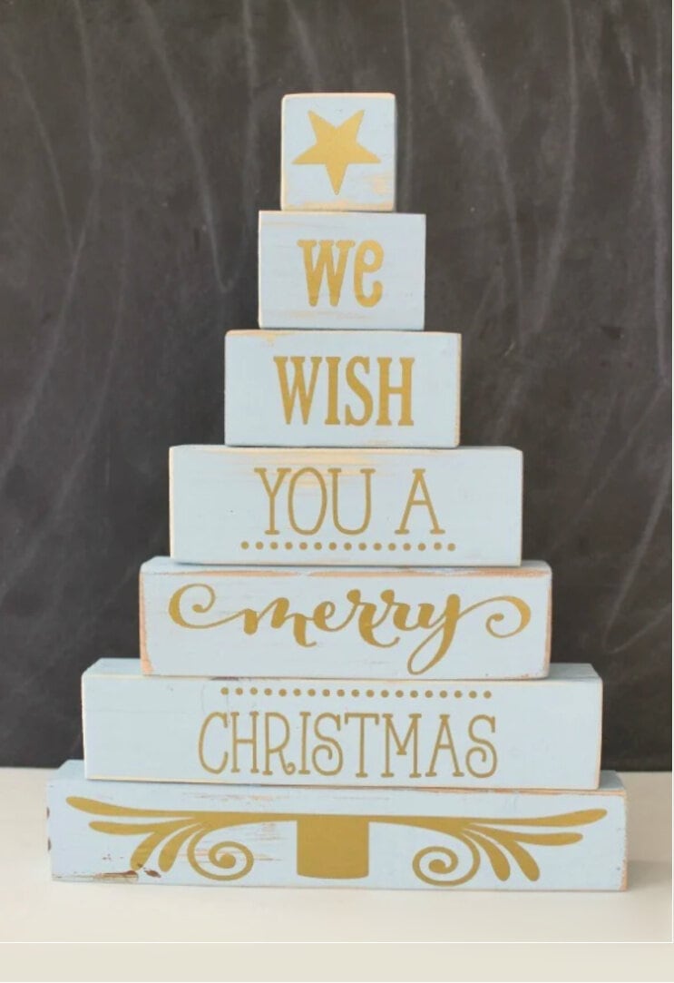 31 Charming DIY Wooden Christmas Trees To Help Deck the Halls