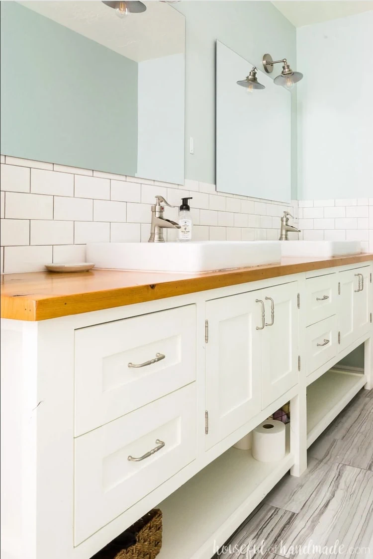 17 Subway Tile Bathroom Ideas for a Beautiful Bathroom