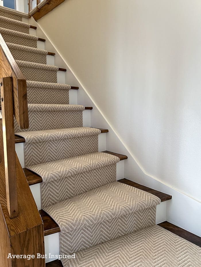 21+ DIY Staircase Makeovers Packed with Smart Ideas