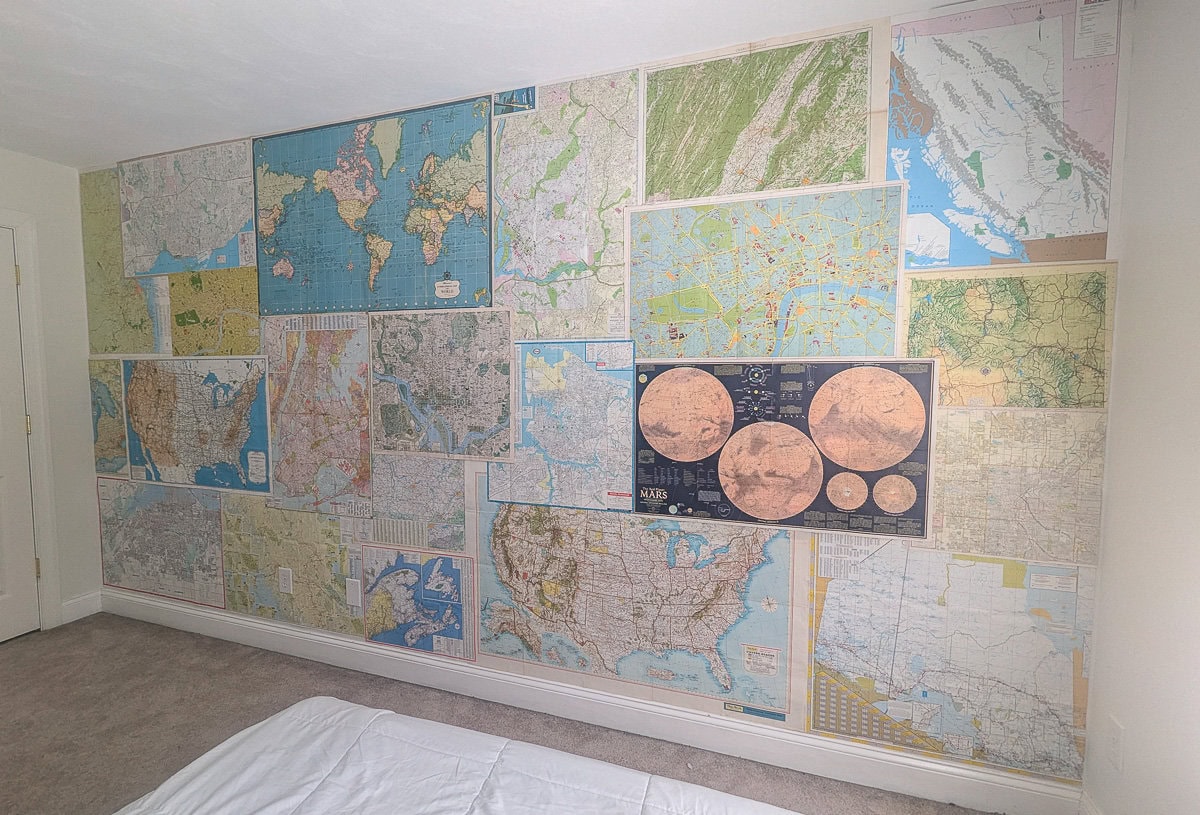 How to Create Beautiful Map Wallpaper Using Vintage Maps