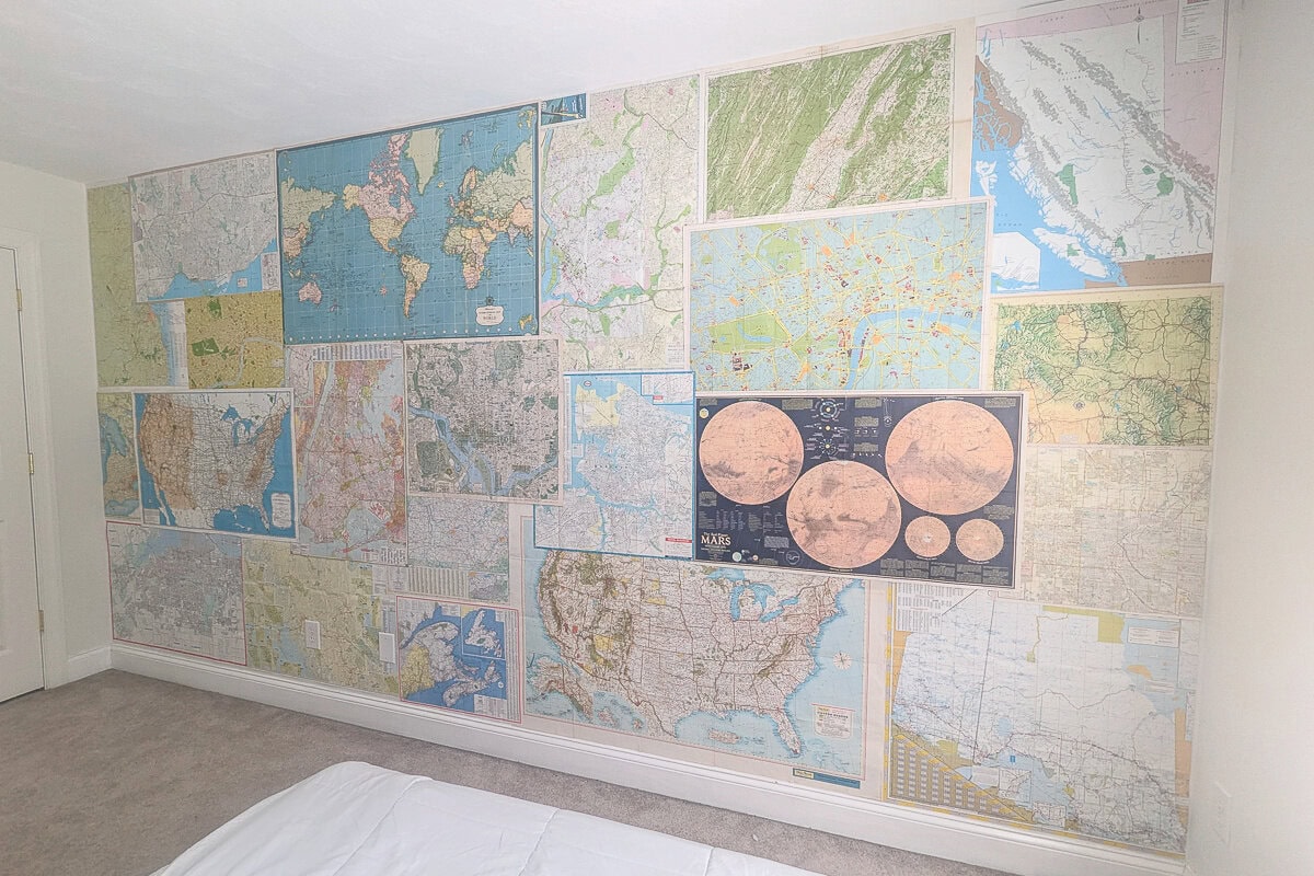 How to Create Beautiful Map Wallpaper Using Vintage Maps