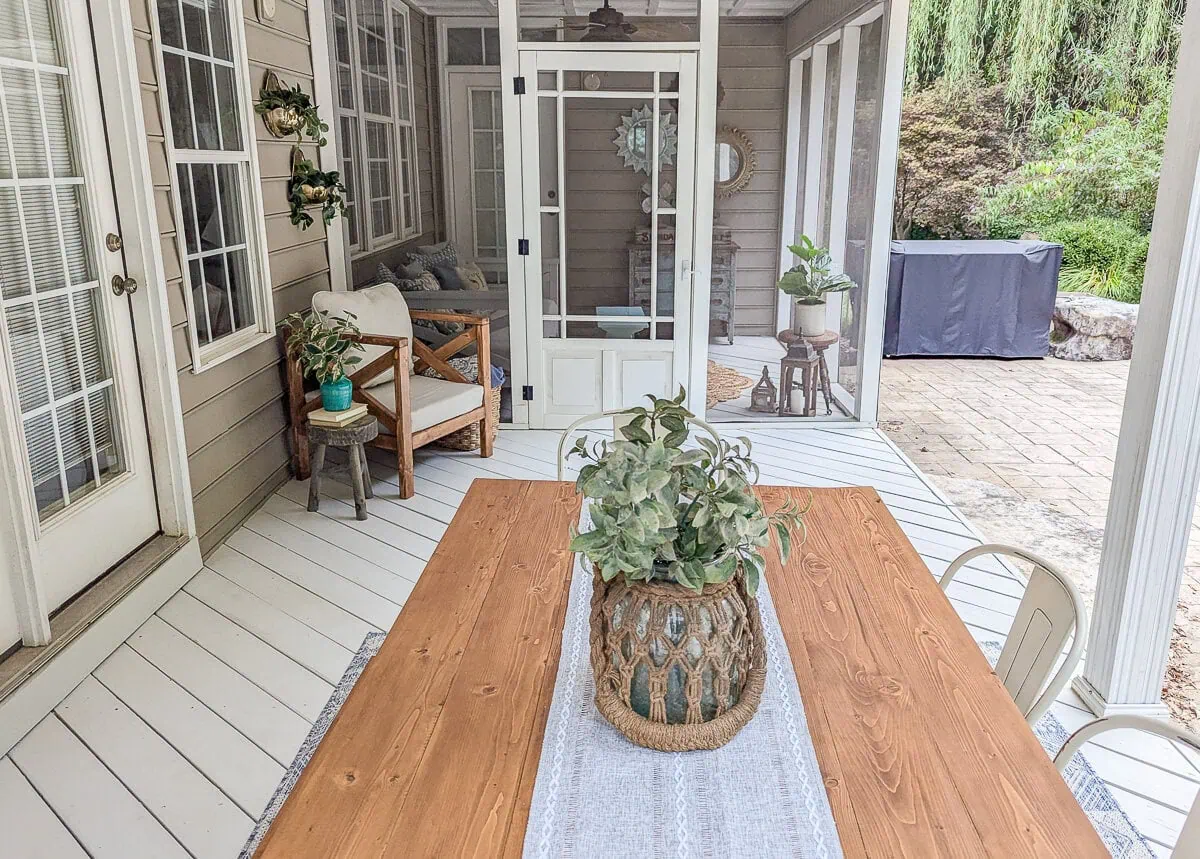 Cozy Back Porch Makeover full of Vintage Finds and DIY Decor