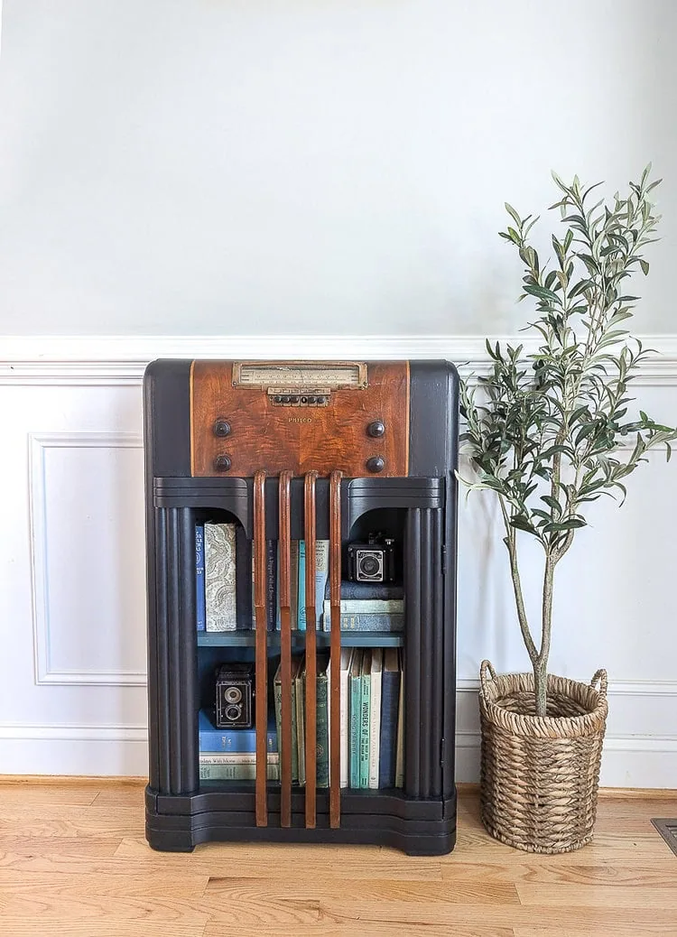 Repurposed Vintage Radio: How to Give an Old Radio New Life