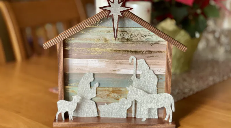 19 Beautiful DIY Nativities to Make for Your Home